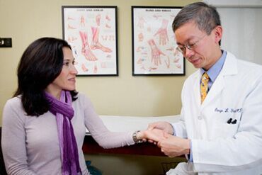 Is It Okay To Crack Your Knuckles? - Potomac Valley Orthopaedic Associates